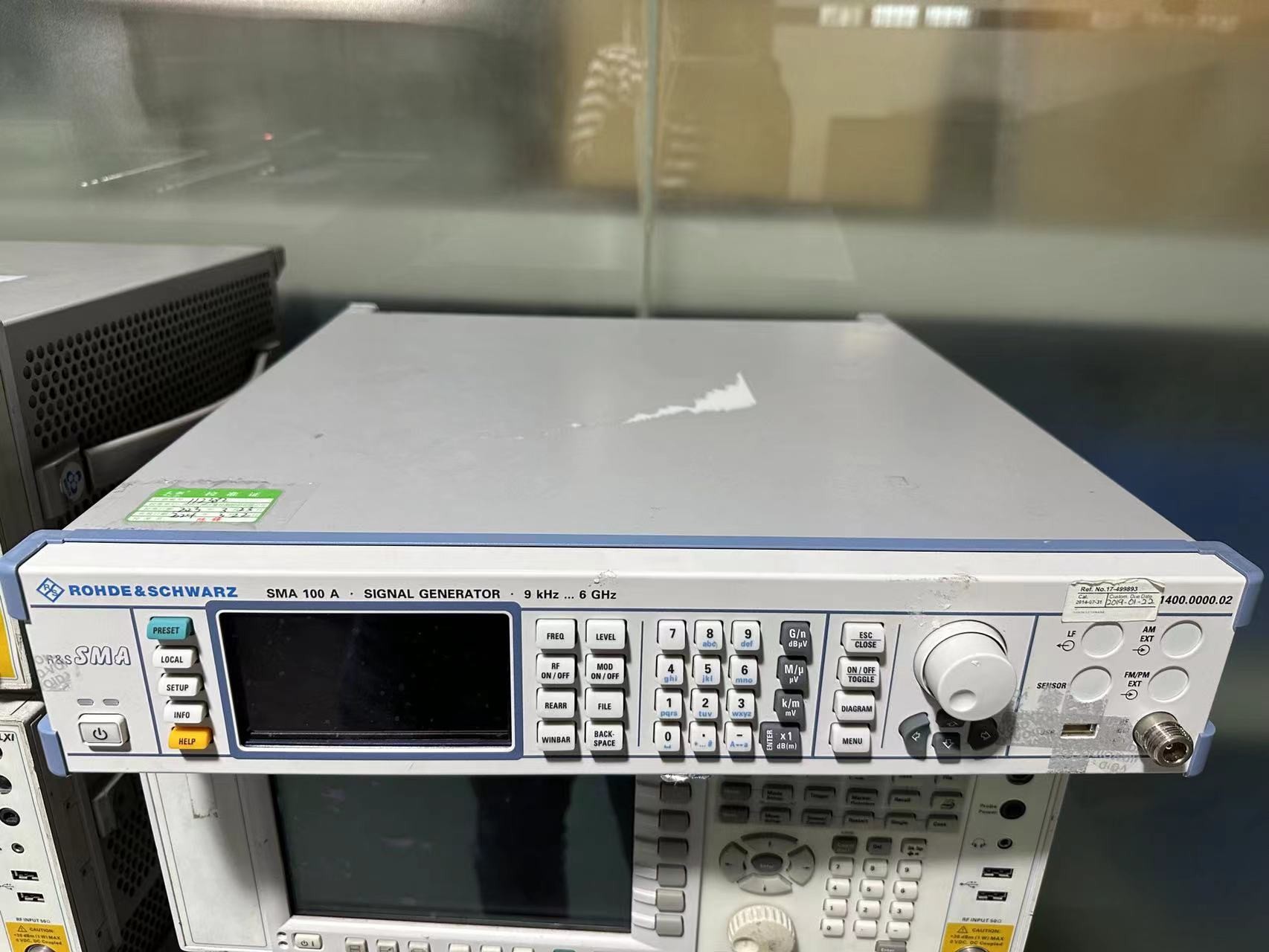Rohde und Schwarz SMA100A RF-Analogsignalgenerator 9 KHz bis 6 GHz ...